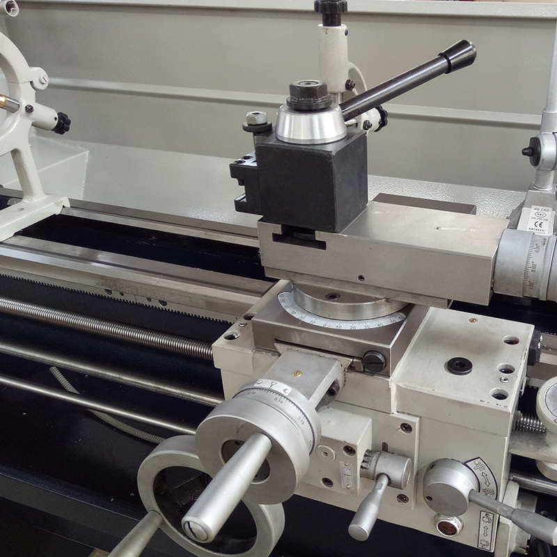 C0636 small manual lathe machine on sale | RollMachineTool ...